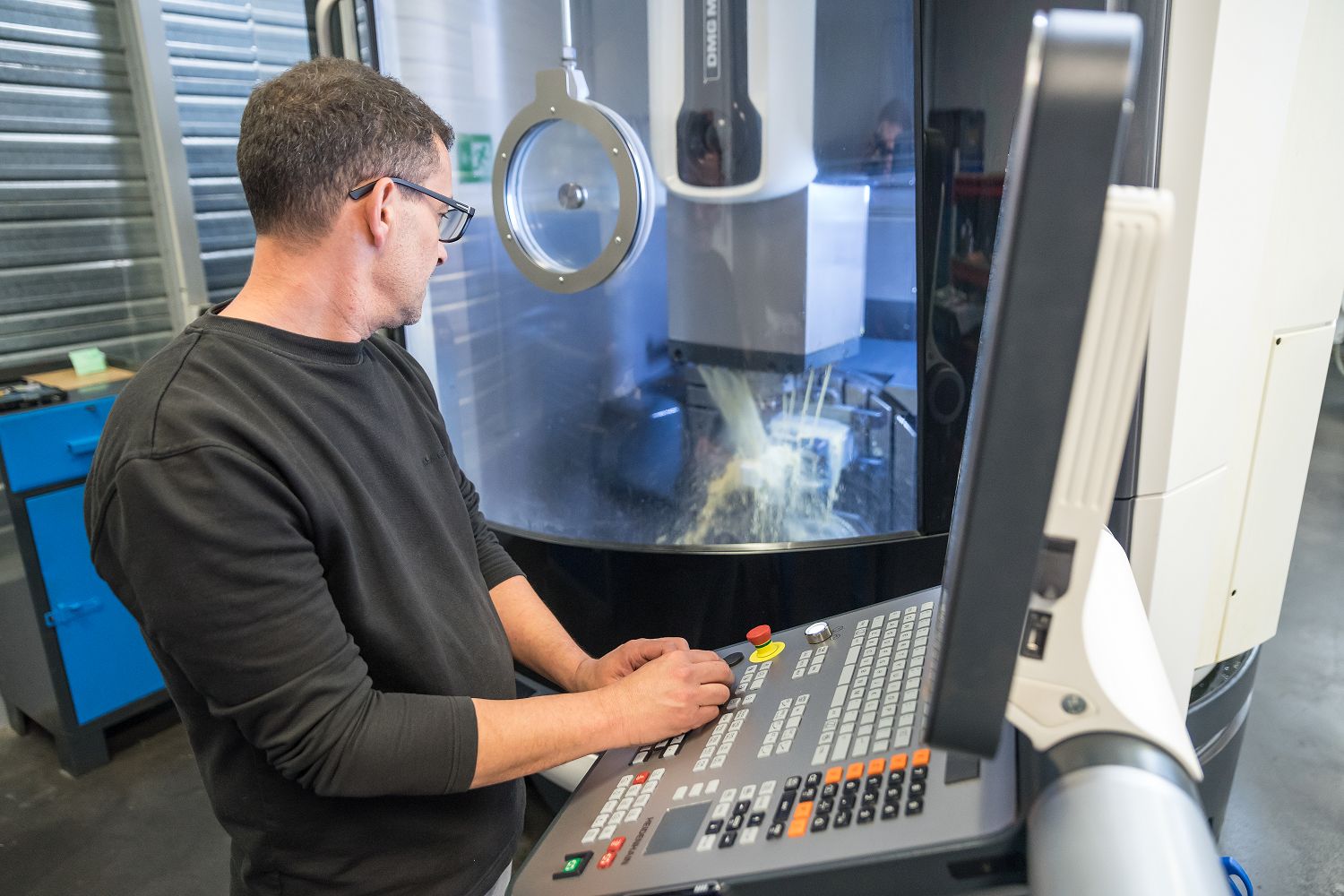 TECHMAN-HEAD Group Recruitment - TECHMAN-HEAD