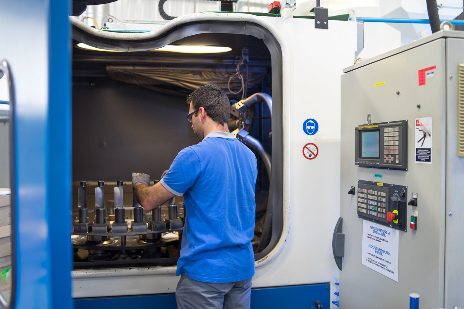 Shot-peening services - TECHMAN-HEAD