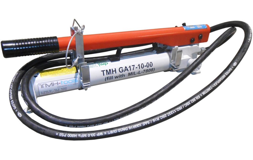 TMH GA17 – Pump opening reverser cowl - TECHMAN-HEAD