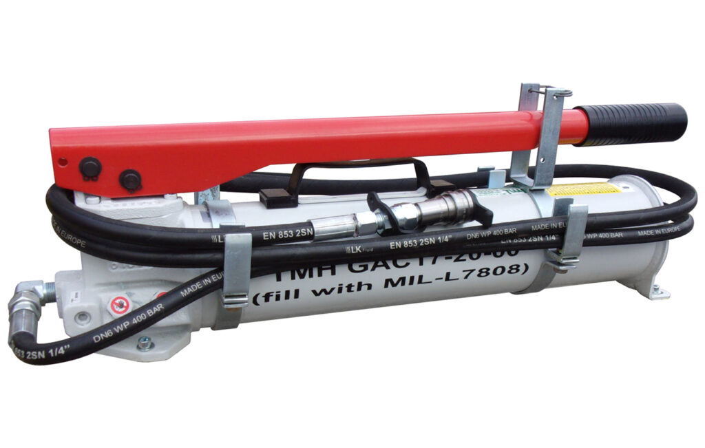 TMH GA17 – Pump opening reverser cowl - TECHMAN-HEAD